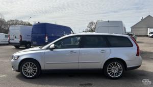 Volvo V50 2010 in Taurage, with an engine capacity of 2.00 L and mileage of 252 thousand km for 2950 €, photo 11 on AUTOMOTO.COM.LV