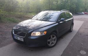 Volvo V50 2010 Viļņa, ar dzinēja tilpumu 1.60 L un nobraukumu 313 tūkst. km par 2290 €, foto  vietnē AUTOMOTO.COM.LV
