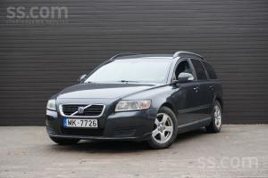 Вольво В50 2010 в Рига, объемом двигателя 1.60 л и пробегом 310 тыс. км за 3890 €, фото  на AUTOMOTO.COM.LV