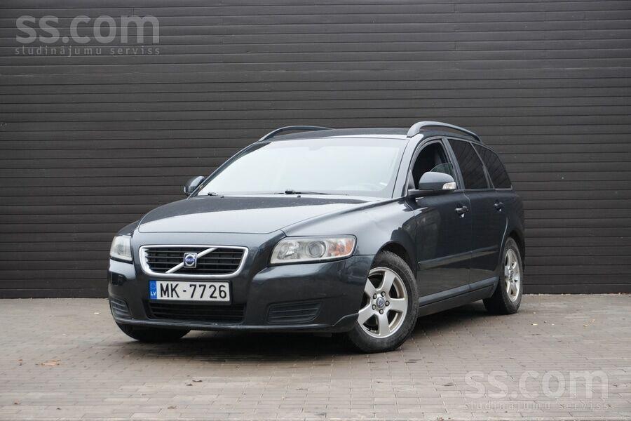 Volvo V50 2010 Rīga, ar dzinēja tilpumu 1.60 L un nobraukumu 310 tūkst. km par 3890 €, foto 1 vietnē AUTOMOTO.COM.LV