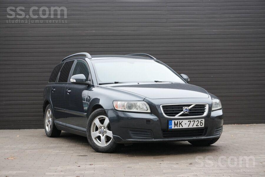 Volvo V50 2010 Rīga, ar dzinēja tilpumu 1.60 L un nobraukumu 310 tūkst. km par 3890 €, foto 3 vietnē AUTOMOTO.COM.LV