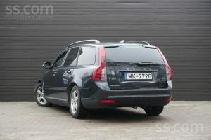Volvo V50 2010 Rīga, ar dzinēja tilpumu 1.60 L un nobraukumu 310 tūkst. km par 3890 €, foto 5 vietnē AUTOMOTO.COM.LV