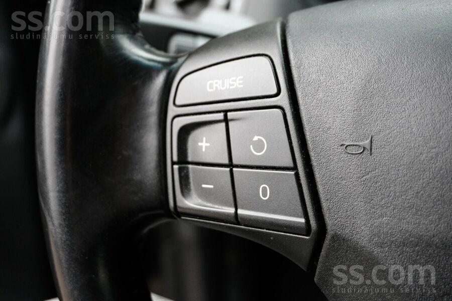 Volvo V50 2010 Rīga, ar dzinēja tilpumu 1.60 L un nobraukumu 310 tūkst. km par 3890 €, foto 11 vietnē AUTOMOTO.COM.LV