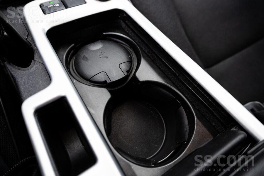 Volvo V50 2010 Rīga, ar dzinēja tilpumu 1.60 L un nobraukumu 278 tūkst. km par 4490 €, foto 10 vietnē AUTOMOTO.COM.LV