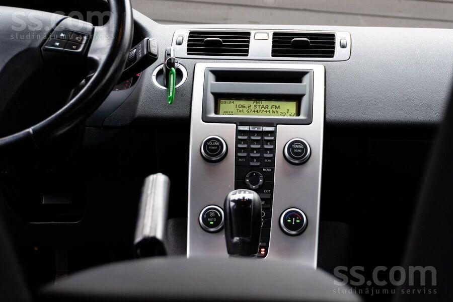 Volvo V50 2010 Rīga, ar dzinēja tilpumu 1.60 L un nobraukumu 278 tūkst. km par 4490 €, foto 15 vietnē AUTOMOTO.COM.LV