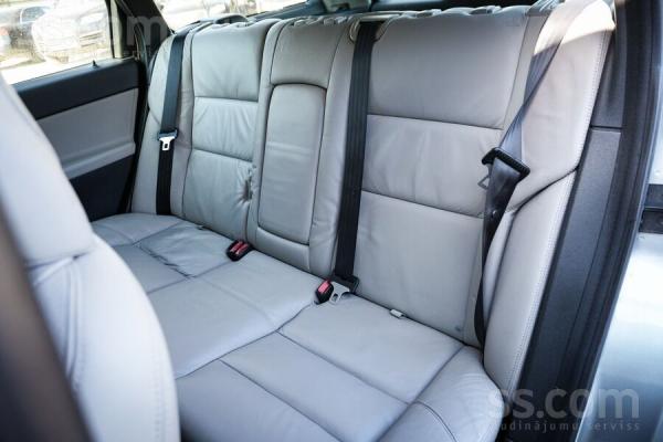Volvo V50 2010 in Riga, with an engine capacity of 1.60 L and mileage of 309 thousand km for 3990 €, photo 10 on AUTOMOTO.COM.LV