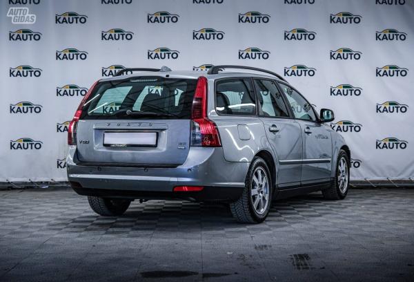 Вольво В50 2010 в Каунас, объемом двигателя 1.60 л и пробегом 260 тыс. км за 4490 €, фото 3 на AUTOMOTO.COM.LV