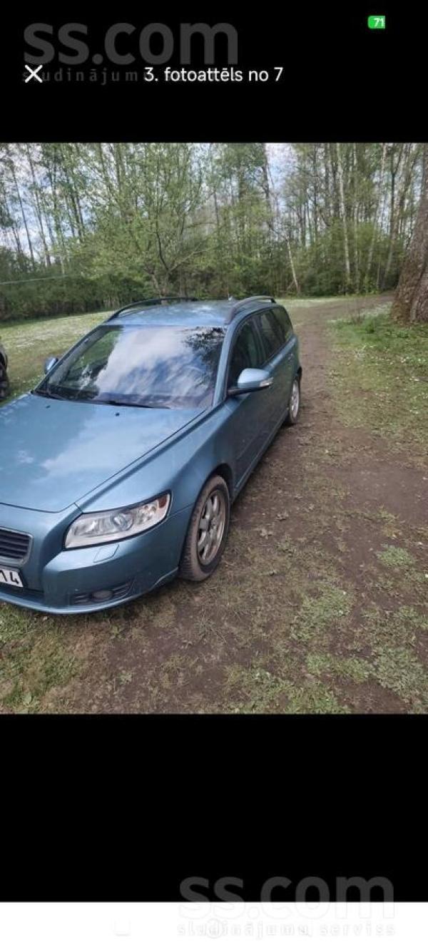 Volvo V50 2010 in Preili, with an engine capacity of 1.60 L and mileage of 276 thousand km for 3900 €, photo 3 on AUTOMOTO.COM.LV