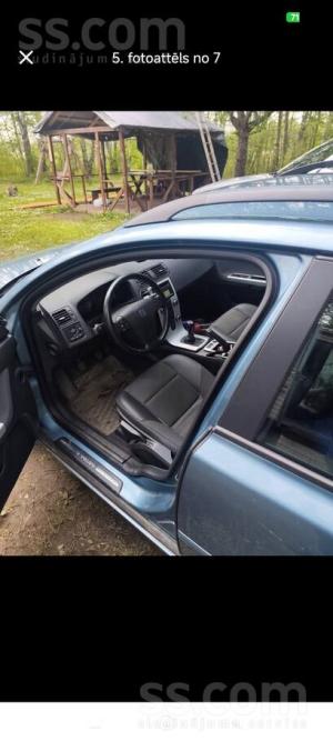 Volvo V50 2010 in Preili, with an engine capacity of 1.60 L and mileage of 276 thousand km for 3900 €, photo 7 on AUTOMOTO.COM.LV