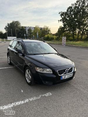 Volvo V50 2010 Radviliškis, ar dzinēja tilpumu 1.60 L un nobraukumu 246 tūkst. km par 2700 €, foto 3 vietnē AUTOMOTO.COM.LV