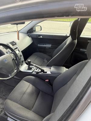 Volvo V50 2010 Šauļi, ar dzinēja tilpumu 1.60 L un nobraukumu 333 tūkst. km par 3450 €, foto 19 vietnē AUTOMOTO.COM.LV