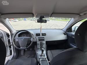 Volvo V50 2010 Šauļi, ar dzinēja tilpumu 1.60 L un nobraukumu 333 tūkst. km par 3450 €, foto 27 vietnē AUTOMOTO.COM.LV
