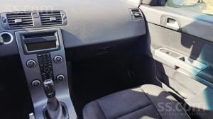 Volvo V50 2011 Rīga, ar dzinēja tilpumu 1.60 L un nobraukumu 281 tūkst. km par 3400 €, foto 10 vietnē AUTOMOTO.COM.LV