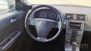 Volvo V50 2011 Rīga, ar dzinēja tilpumu 1.60 L un nobraukumu 281 tūkst. km par 3400 €, foto 8 vietnē AUTOMOTO.COM.LV