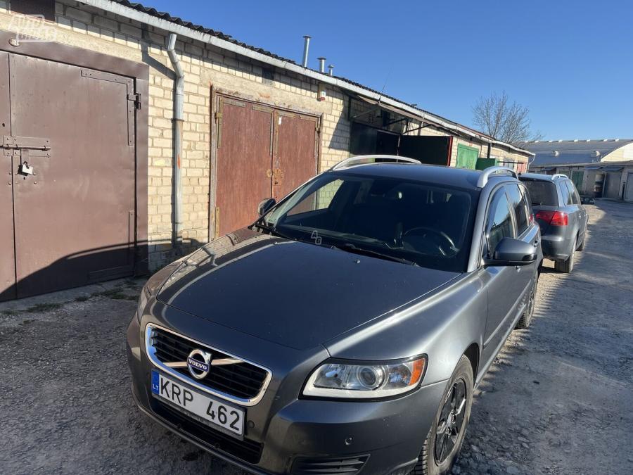 Volvo V50 2011 in Marijampole, with an engine capacity of 1.60 L and mileage of 250 thousand km for 2900 €, photo 4 on AUTOMOTO.COM.LV