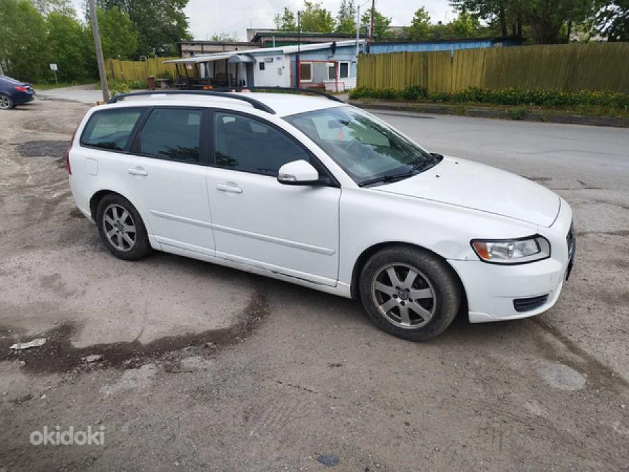 Volvo V50 2011 in Tallinn, with an engine capacity of 1.60 L and mileage of 0 thousand km for 1800 €, photo 3 on AUTOMOTO.COM.LV