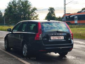 Вольво В50 2011 в Таллин, объемом двигателя 1.60 л и пробегом 280 тыс. км за 4800 €, фото 9 на AUTOMOTO.COM.LV