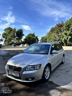 Volvo V50 2011 in Pakruojis, with an engine capacity of 1.60 L and mileage of 314 thousand km for 2800 €, photo  on AUTOMOTO.COM.LV