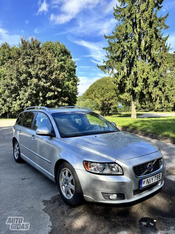 Volvo V50 2011 Pakruojis, ar dzinēja tilpumu 1.60 L un nobraukumu 314 tūkst. km par 2800 €, foto 3 vietnē AUTOMOTO.COM.LV