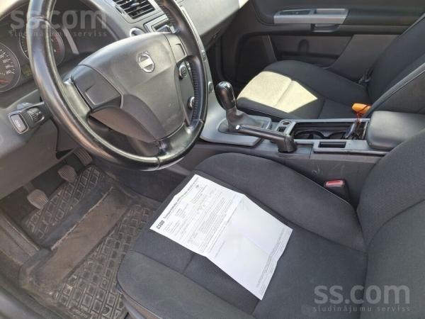 Volvo V50 2012 Rīga, ar dzinēja tilpumu 1.60 L un nobraukumu 250 tūkst. km par 3000 €, foto 6 vietnē AUTOMOTO.COM.LV
