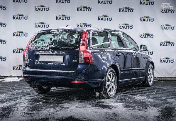 Volvo V50 2012 in Kaunas, with an engine capacity of 1.60 L and mileage of 266 thousand km for 4390 €, photo 3 on AUTOMOTO.COM.LV