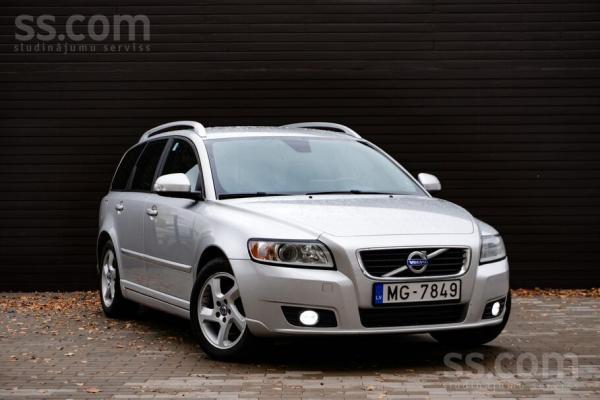 Volvo V50 2012 Rīga, ar dzinēja tilpumu 1.60 L un nobraukumu 0 tūkst. km par 4990 €, foto 2 vietnē AUTOMOTO.COM.LV