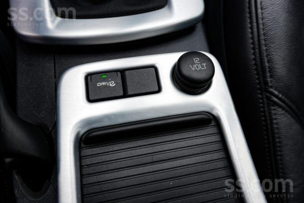 Volvo V50 2012 in Riga, with an engine capacity of 1.60 L and mileage of 0 thousand km for 4990 €, photo 10 on AUTOMOTO.COM.LV