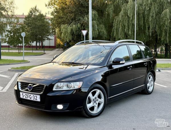 Volvo V50 2012 Tauragė, ar dzinēja tilpumu 1.60 L un nobraukumu 273 tūkst. km par 3499 €, foto 4 vietnē AUTOMOTO.COM.LV