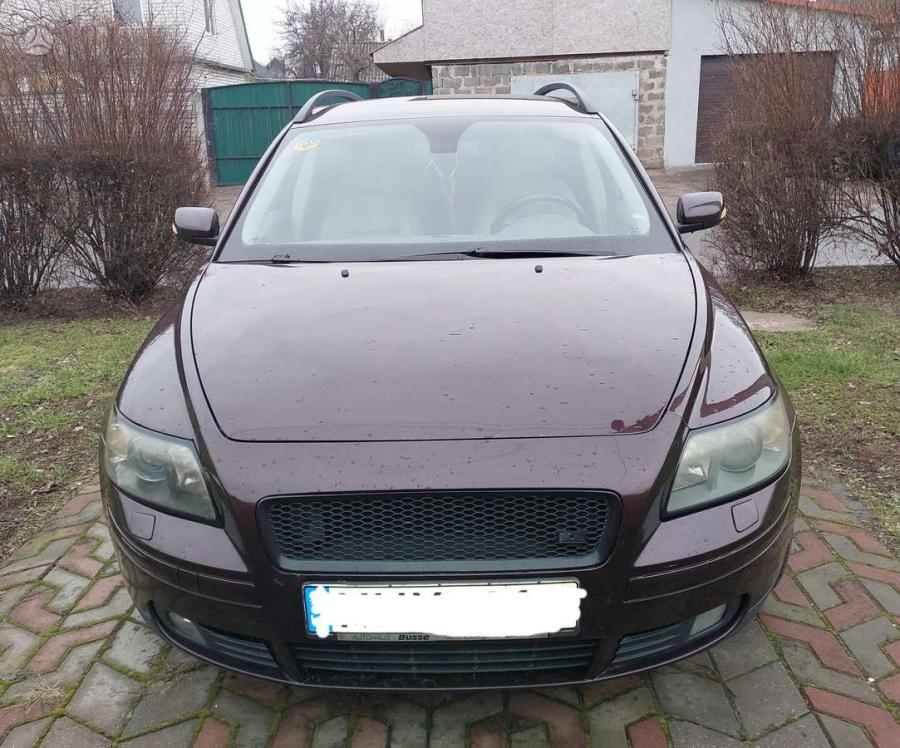 Violet Volvo V50 2005 in Siauliai, with an engine capacity of 2.00 L and mileage of 270 thousand km for 1500 €, photo 5 on AUTOMOTO.COM.LV