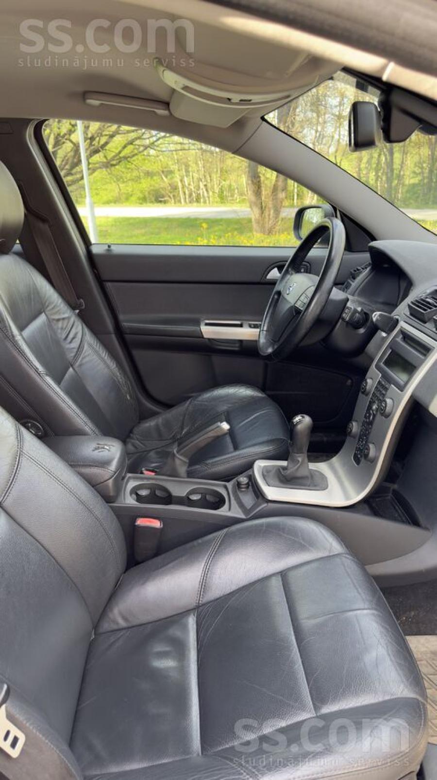Violets Volvo V50 2007 Cēsis, ar dzinēja tilpumu 2.00 L un nobraukumu 366 tūkst. km par 1650 €, foto 11 vietnē AUTOMOTO.COM.LV