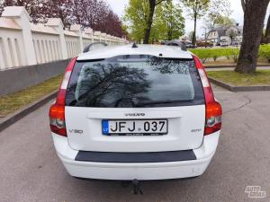 Balts Volvo V50 2006 Tauragė, ar dzinēja tilpumu 2.00 L un nobraukumu 273 tūkst. km par 1580 €, foto 7 vietnē AUTOMOTO.COM.LV