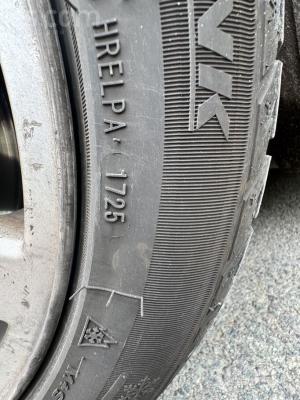 Balts Volvo V50 2006 Jūrmala, ar dzinēja tilpumu 2.00 L un nobraukumu 350 tūkst. km par 1100 €, foto 13 vietnē AUTOMOTO.COM.LV