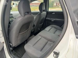 White Volvo V50 2006 in Alytus, with an engine capacity of 2.00 L and mileage of 410 thousand km for 1350 €, photo 12 on AUTOMOTO.COM.LV