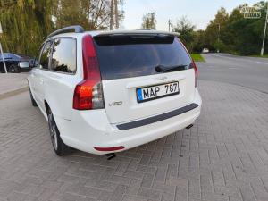 Balts Volvo V50 2007 Kauņa, ar dzinēja tilpumu 2.40 L un nobraukumu 351 tūkst. km par 1600 €, foto 6 vietnē AUTOMOTO.COM.LV