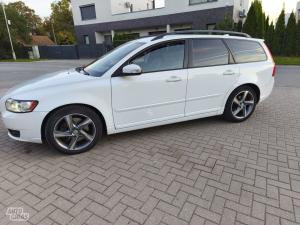 Balts Volvo V50 2007 Kauņa, ar dzinēja tilpumu 2.40 L un nobraukumu 351 tūkst. km par 1600 €, foto 8 vietnē AUTOMOTO.COM.LV