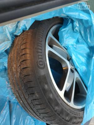 Balts Volvo V50 2007 Kauņa, ar dzinēja tilpumu 2.40 L un nobraukumu 351 tūkst. km par 1600 €, foto 15 vietnē AUTOMOTO.COM.LV