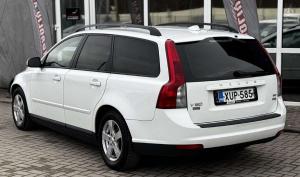 White Volvo V50 2009 in Radviliskis, with an engine capacity of 1.60 L and mileage of 348 thousand km for 2995 €, photo 10 on AUTOMOTO.COM.LV