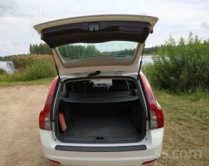 Balts Volvo V50 2009 Rīga, ar dzinēja tilpumu 2.00 L un nobraukumu 329 tūkst. km par 2900 €, foto 7 vietnē AUTOMOTO.COM.LV