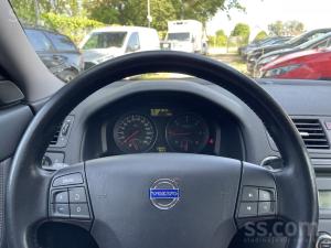 Balts Volvo V50 2009 Rīga, ar dzinēja tilpumu 1.60 L un nobraukumu 333 tūkst. km par 3290 €, foto 23 vietnē AUTOMOTO.COM.LV