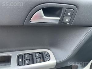 Balts Volvo V50 2009 Rīga, ar dzinēja tilpumu 1.60 L un nobraukumu 333 tūkst. km par 3290 €, foto 27 vietnē AUTOMOTO.COM.LV
