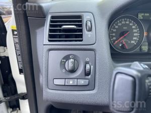 Balts Volvo V50 2009 Rīga, ar dzinēja tilpumu 1.60 L un nobraukumu 333 tūkst. km par 3290 €, foto 28 vietnē AUTOMOTO.COM.LV