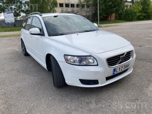 White Volvo V50 2009 in Ludza, with an engine capacity of 2.00 L and mileage of 0 thousand km for 3500 €, photo  on AUTOMOTO.COM.LV