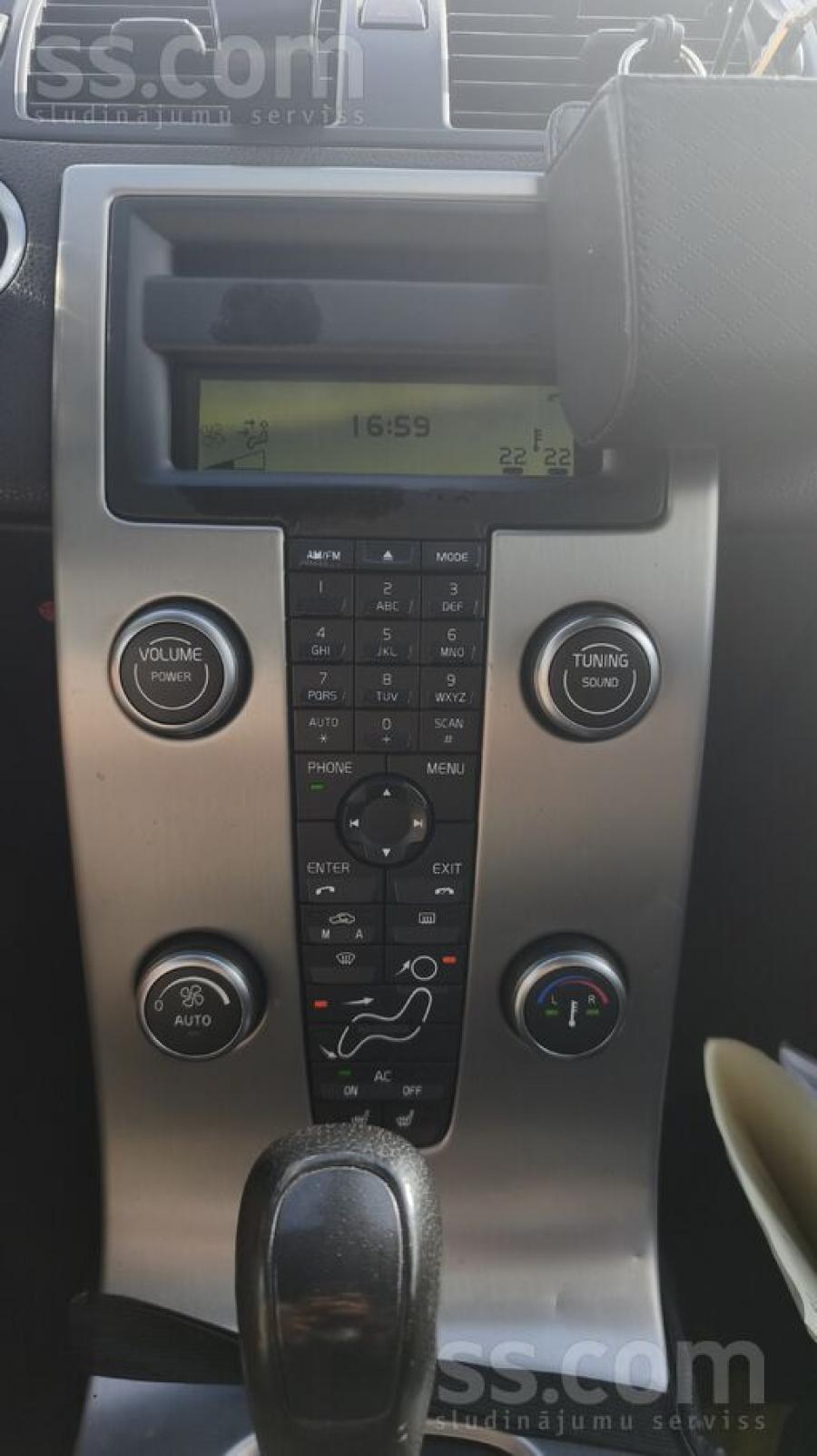 Balts Volvo V50 2009 Rīga, ar dzinēja tilpumu 2.00 L un nobraukumu 298 tūkst. km par 4000 €, foto 18 vietnē AUTOMOTO.COM.LV