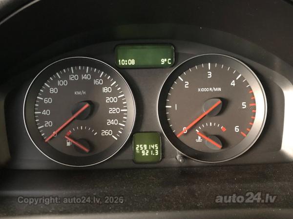 Balts Volvo V50 2010 Tallina, ar dzinēja tilpumu 1.60 L un nobraukumu 259 tūkst. km par 4690 €, foto 7 vietnē AUTOMOTO.COM.LV