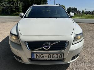 Balts Volvo V50 2010 Rīga, ar dzinēja tilpumu 1.60 L un nobraukumu 311 tūkst. km par 3490 €, foto 9 vietnē AUTOMOTO.COM.LV