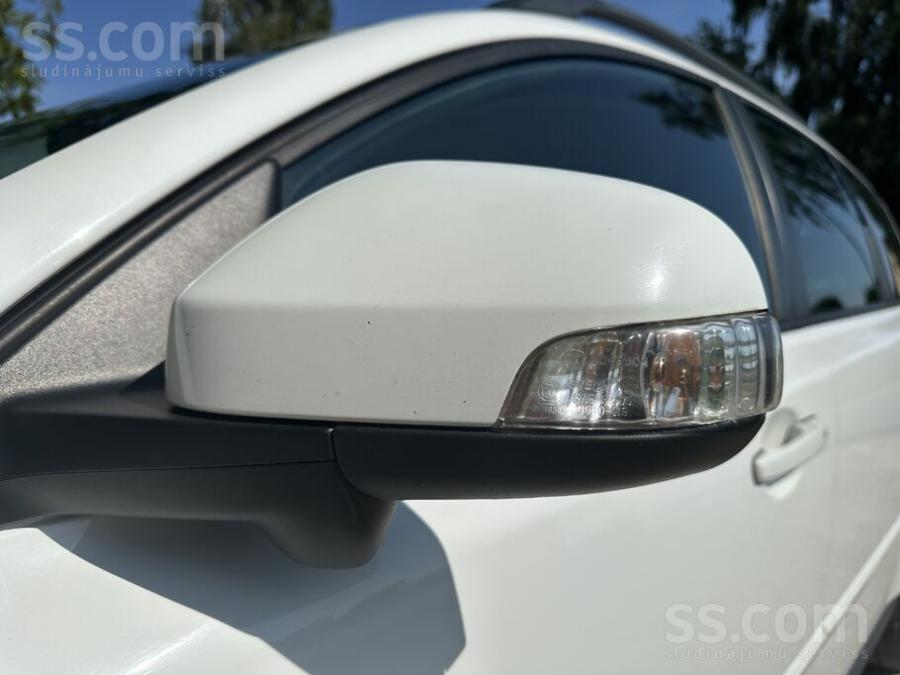 Balts Volvo V50 2010 Rīga, ar dzinēja tilpumu 1.60 L un nobraukumu 311 tūkst. km par 3490 €, foto 10 vietnē AUTOMOTO.COM.LV