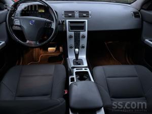 Balts Volvo V50 2011 Rīga, ar dzinēja tilpumu 2.00 L un nobraukumu 0 tūkst. km par 3990 €, foto 6 vietnē AUTOMOTO.COM.LV