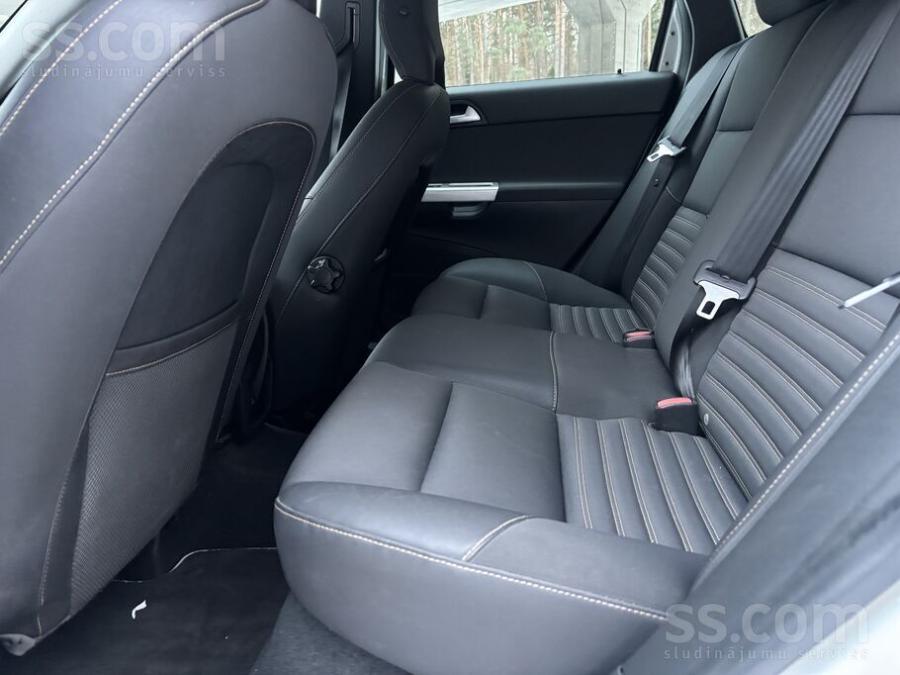 Balts Volvo V50 2011 Rīga, ar dzinēja tilpumu 2.00 L un nobraukumu 278 tūkst. km par 3250 €, foto 15 vietnē AUTOMOTO.COM.LV