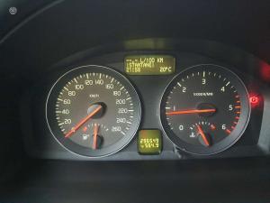 White Volvo V50 2011 in Birzai, with an engine capacity of 1.56 L and mileage of 297 thousand km for 3250 €, photo 24 on AUTOMOTO.COM.LV