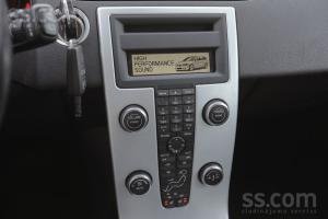 Balts Volvo V50 2011 Rīga, ar dzinēja tilpumu 2.00 L un nobraukumu 283 tūkst. km par 4990 €, foto 15 vietnē AUTOMOTO.COM.LV